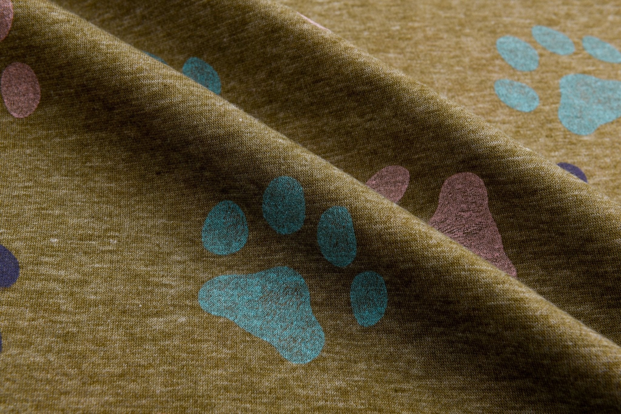 Alpine Fleece Animal Footprint Print Fabric – G.k Fashion Fabrics